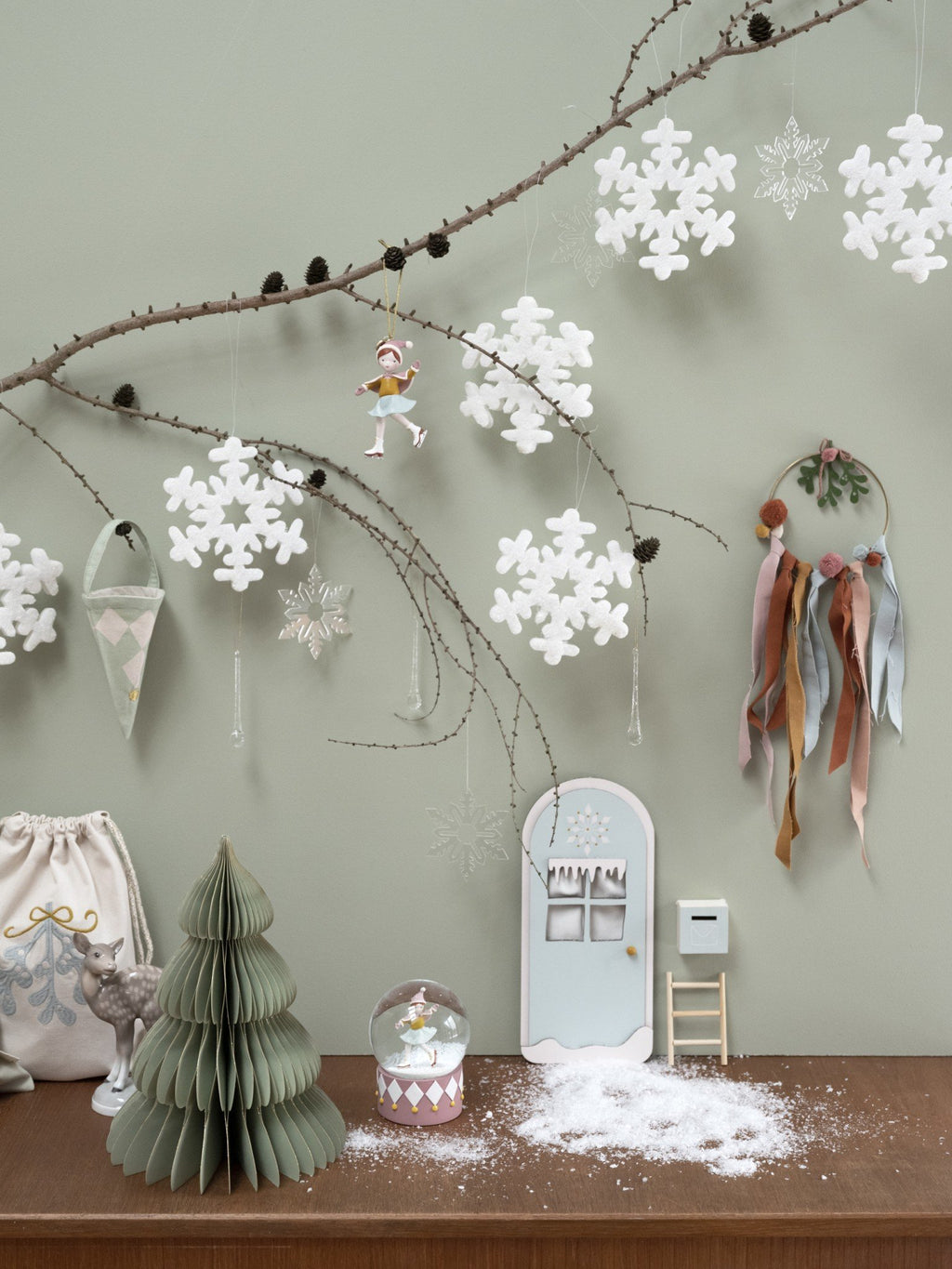 Vrata za božičkovega palčka Fabelab Elf Door - Winterwonderland Foggy ...